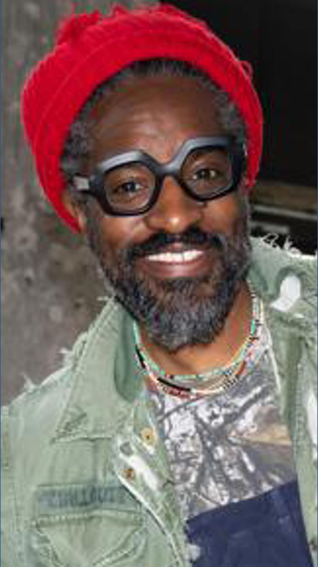 André 3000 delights Atlanta fans with surprise flute concert | 11alive.com