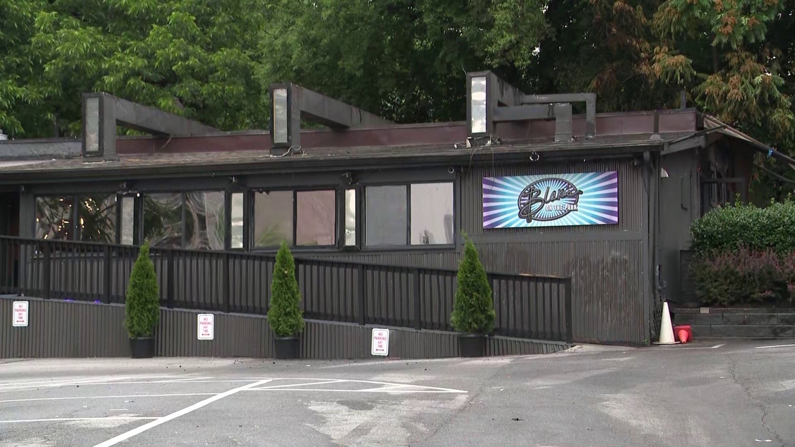 Deportation bus is latest stunt to win votes in Georgia's governor race ...