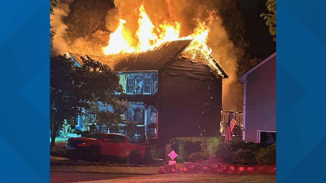 Fire on Coppedge Trail NW in Peachtree Corners in Gwinnett County ...