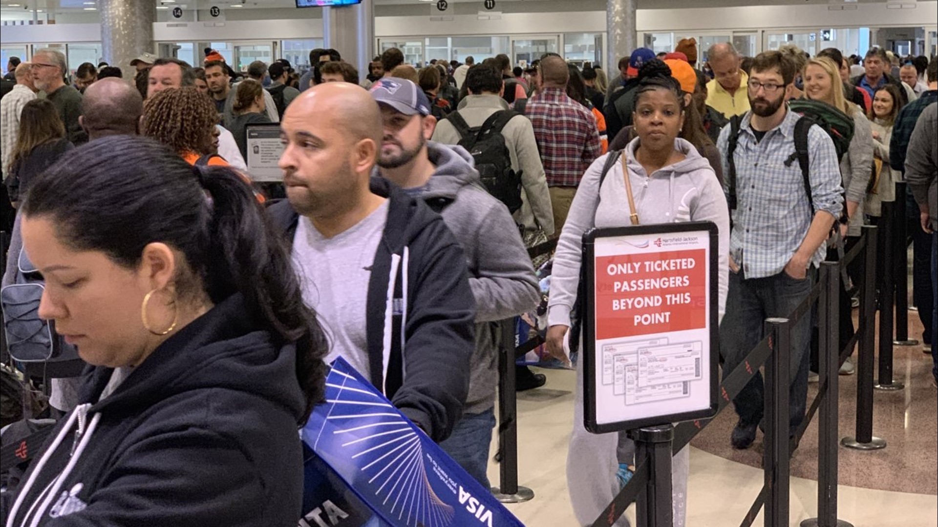 Atlanta Airport security wait times peaked at 2 hours on 'Mass Exodus ...