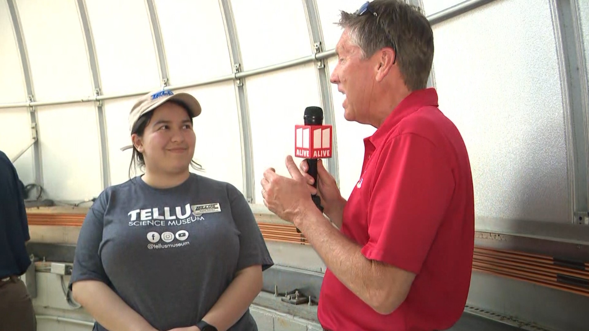 Solar eclipse begins | Crowd gathers at Tellus Science Museum | 11alive.com