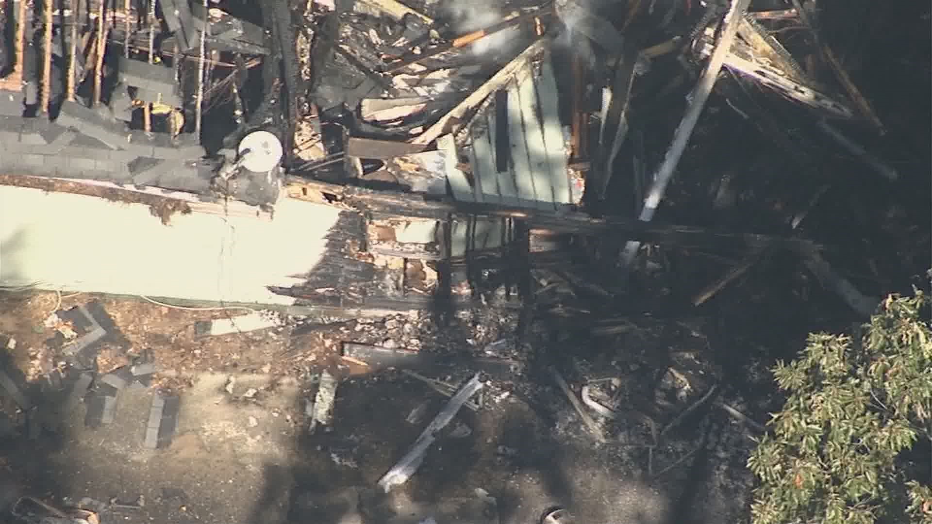 Massive South Fulton house fire kills 4 | What we know | 11alive.com