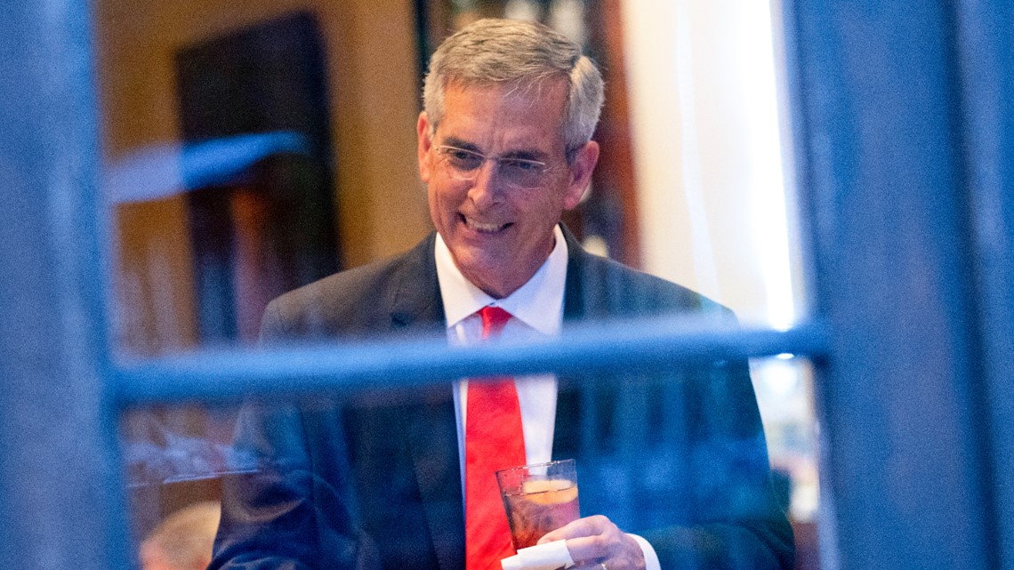 Democrats vote in Georgia GOP primary | 11alive.com