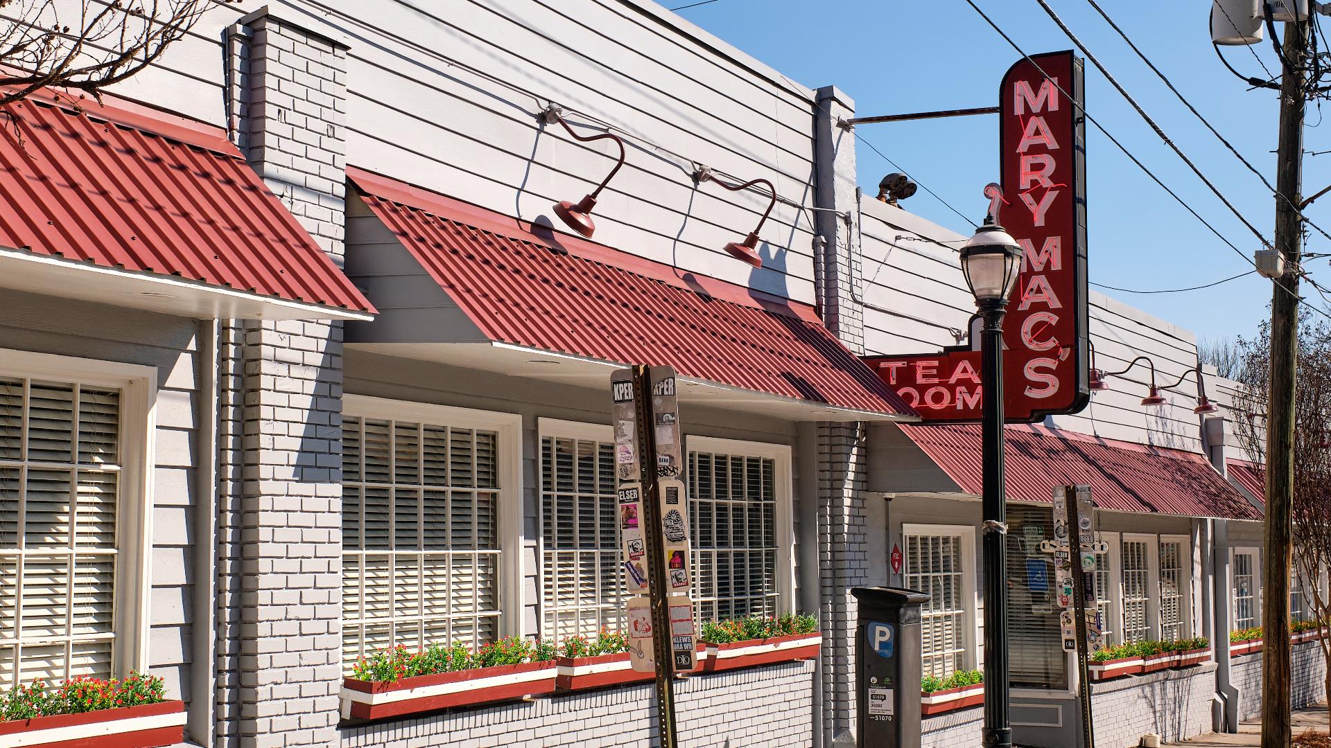 Order Mary Mac’s fried chicken and cobbler anywhere in U.S. | 11alive.com