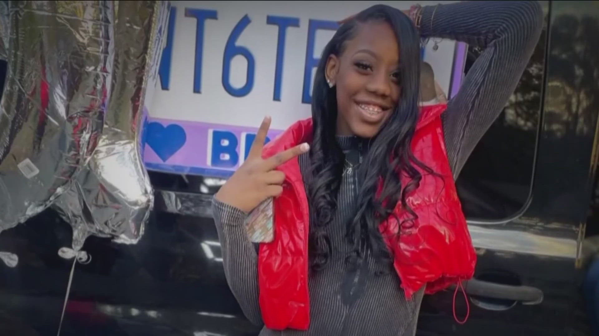 Bre'Asia Powell honored at Mays High School graduation | 11alive.com