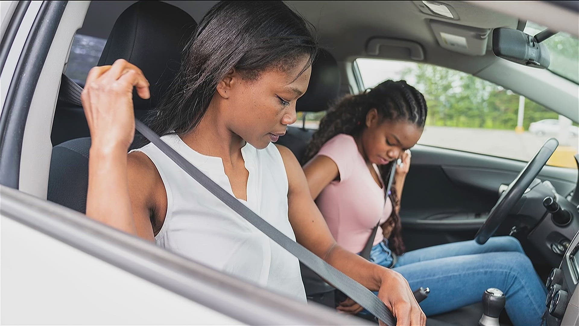 Here's how teen drivers can stay safe out on the road | 11alive.com