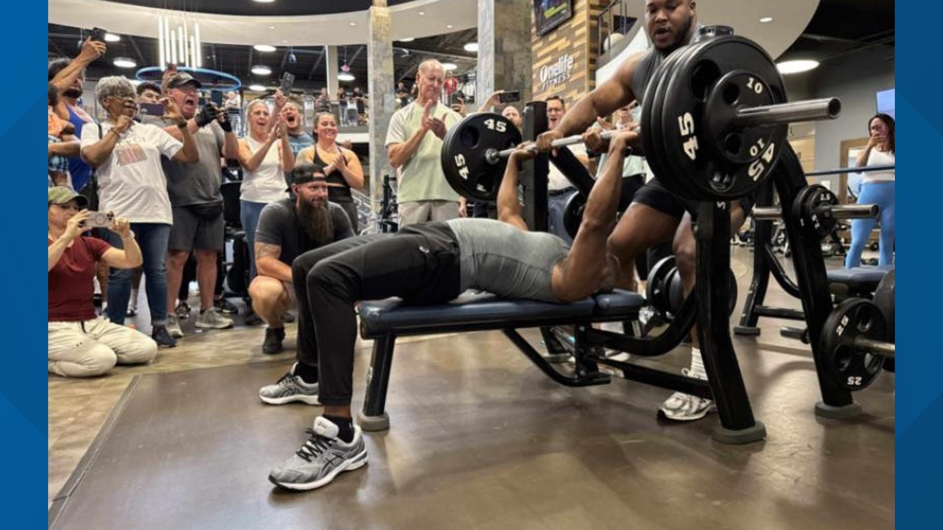 71-year-old sets World Record for bench press achievement | 11alive.com