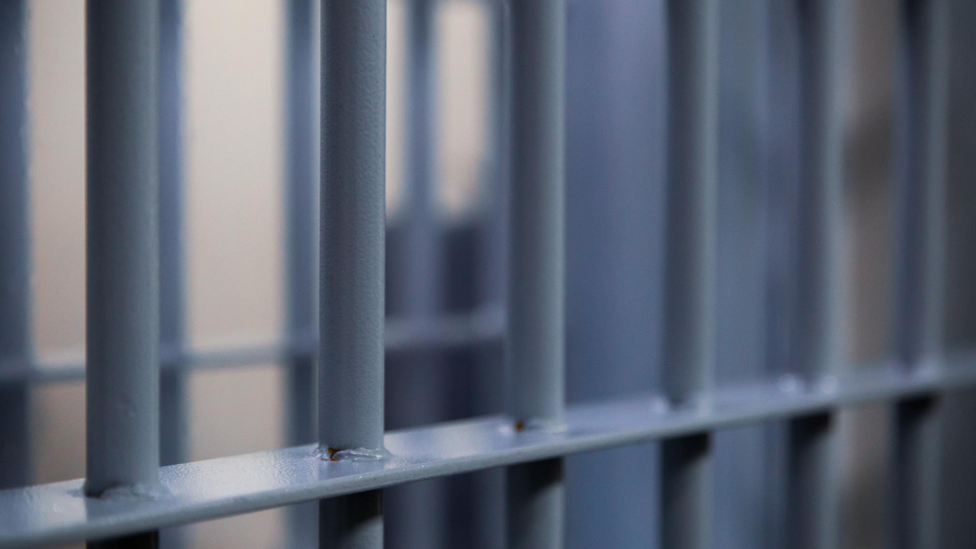 63-year-old Warner Robins woman sentenced to 10 years for defrauding ...