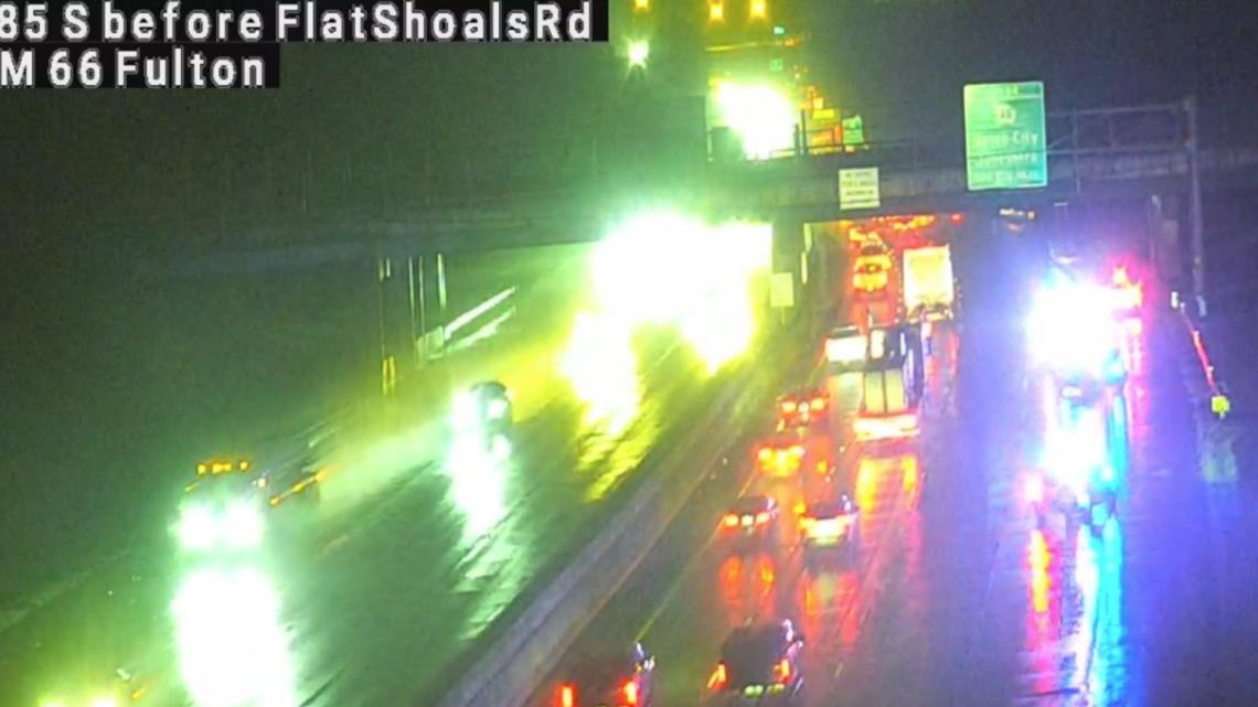 TRAFFIC: Crash on I-85 South causing delays in Union City | 11alive.com