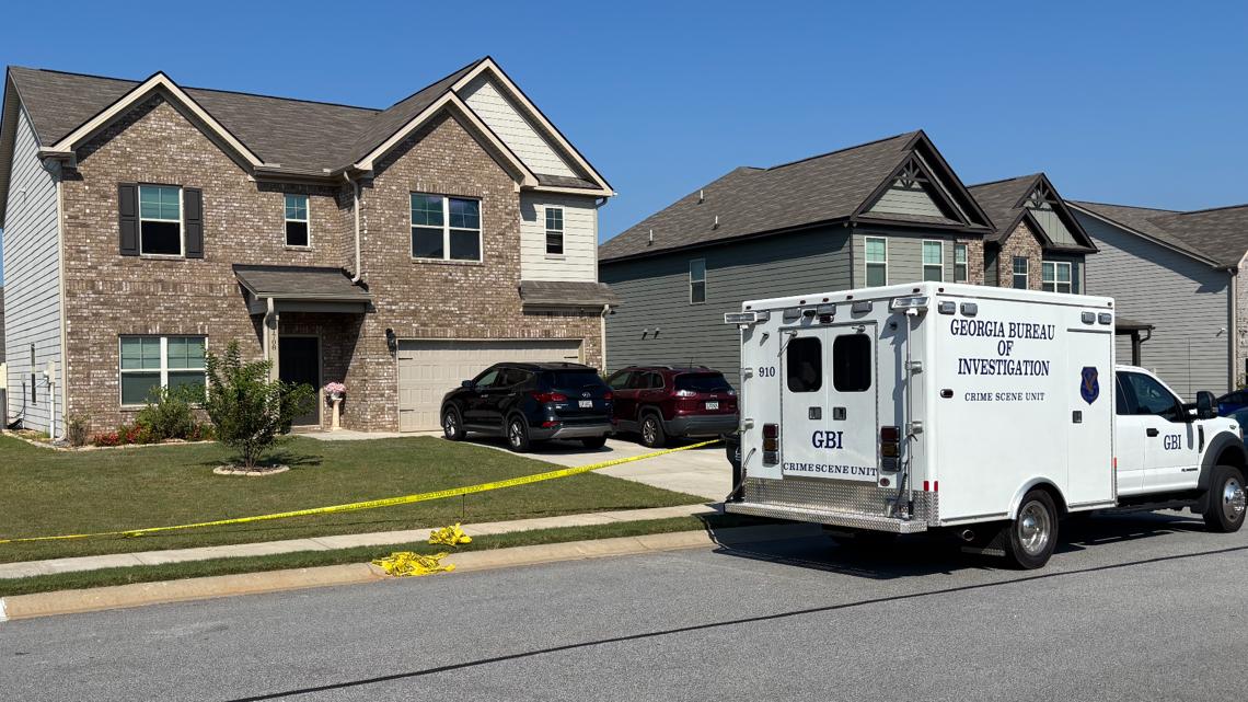 Officer shoots man amid Locust Grove house fire | 11alive.com
