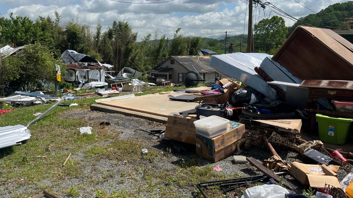 Damage in north Georgia | Gas station ripped down by strong winds ...