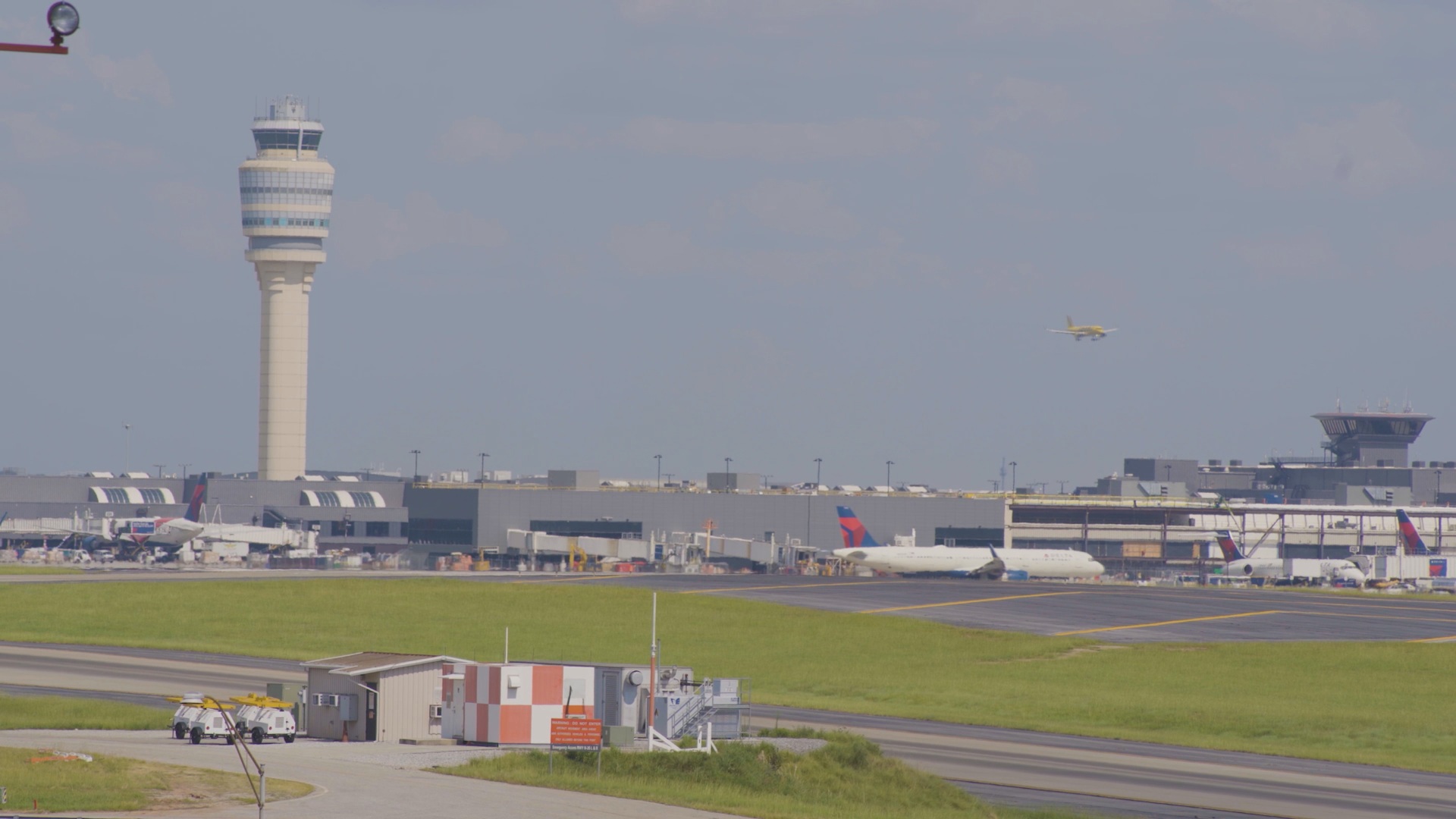 Atlanta faces air traffic controller shortage | 11alive.com