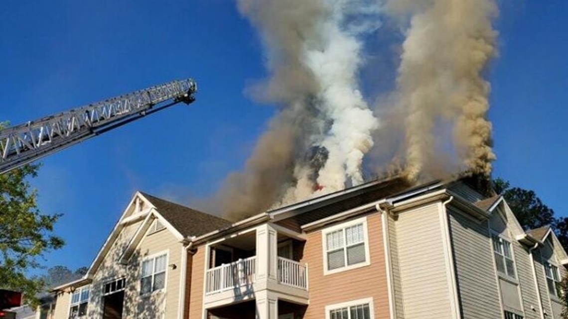DeKalb fire at Belle Vista apartments displaces 67 people | 11alive.com