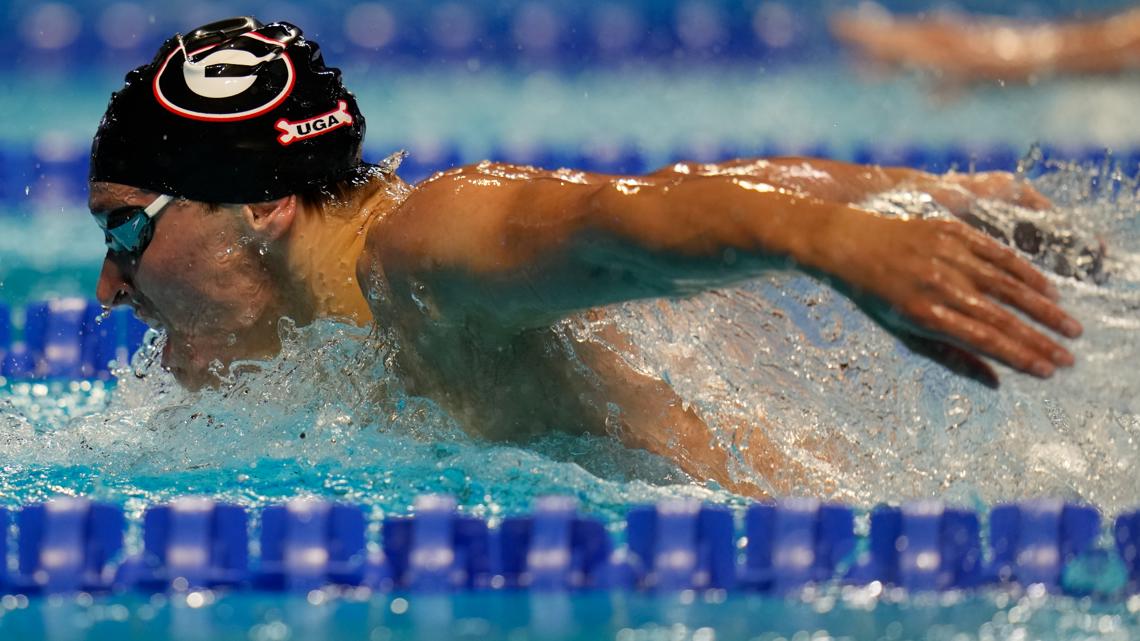 Luca Urlando new NCAA 200 butterfly record for UGA swimming | 11alive.com