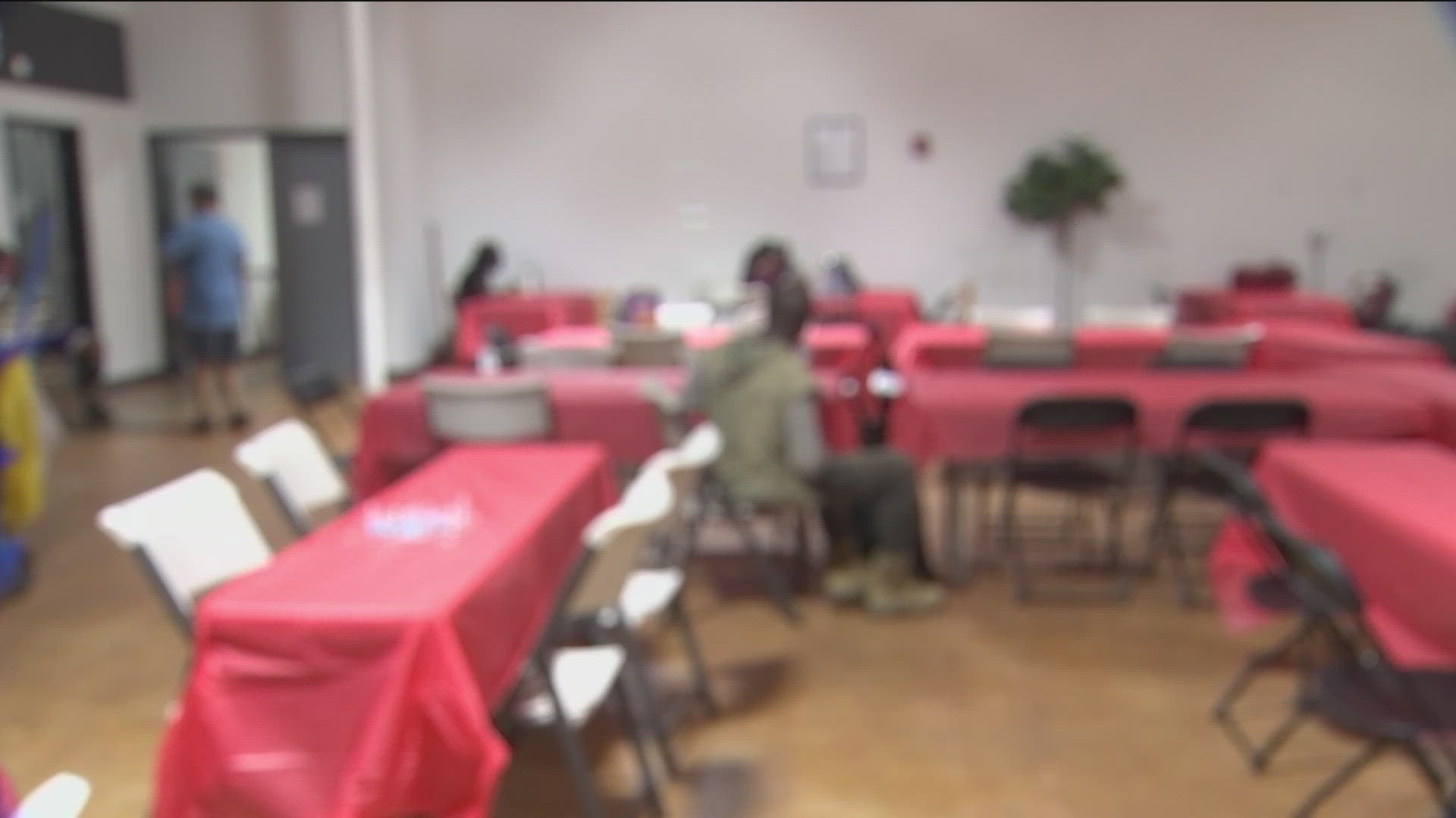 East Atlanta cooling center on Gresham Road opens | 11alive.com