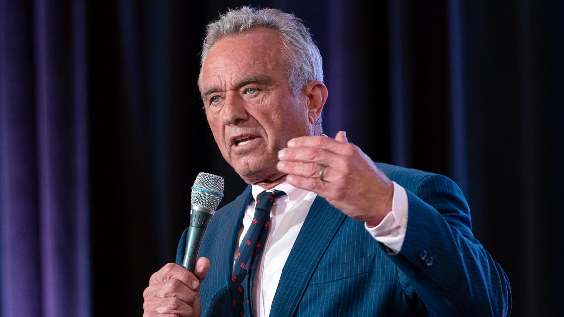 Robert Kennedy RFK Jr campaign submits signatures in Georgia | 11alive.com