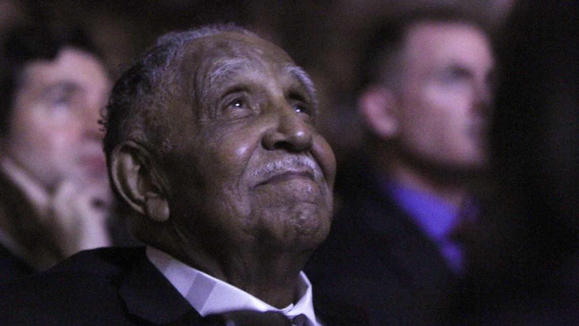 PHOTOS | Rev. Dr. Joseph Lowery, 1921-2020 | 11alive.com
