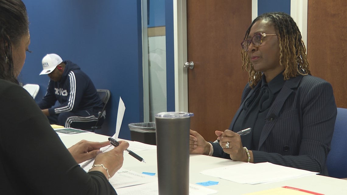 Sonya Russell-Ofchus qualifies to run for Fulton County Chairman ...