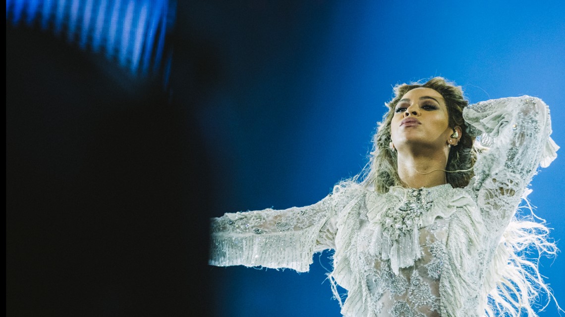 DNC Night 4: Beyoncé rumors debunked as fans left in suspense | 11alive.com