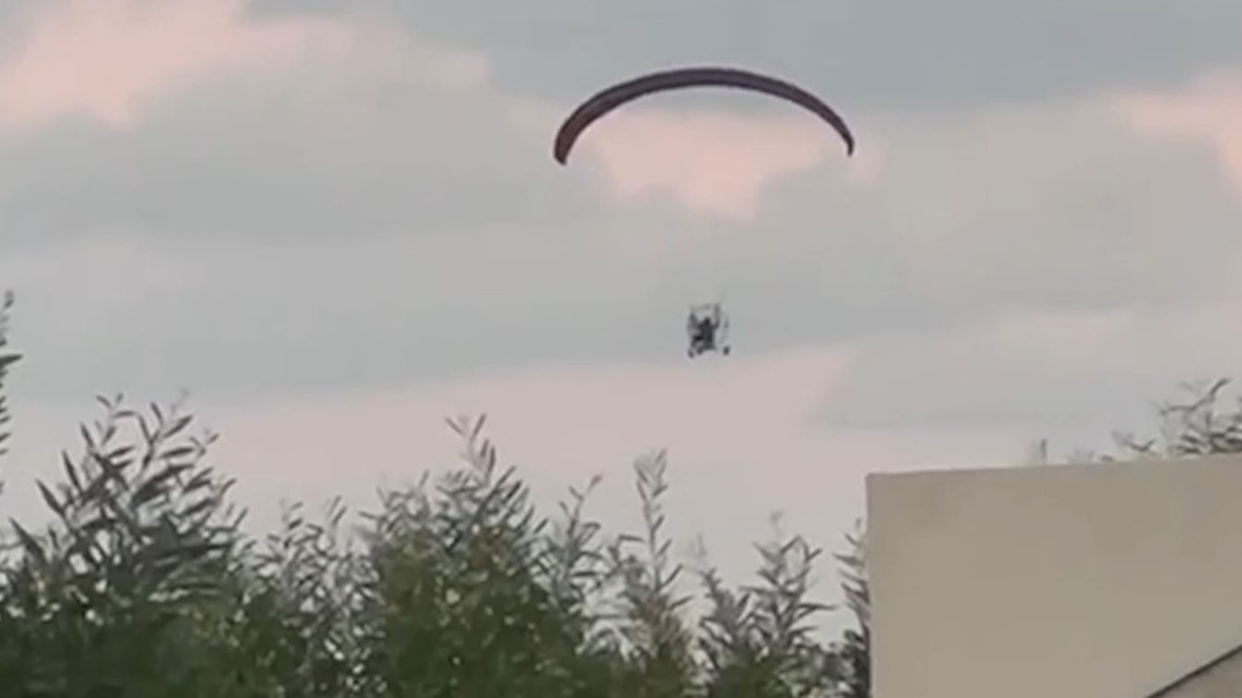Report from Netiv HaAsara, Israel, where Hamas paragliders attacked ...