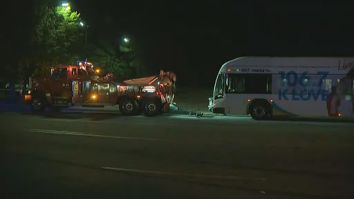 14 reportedly injured in crash involving MARTA bus | 11alive.com