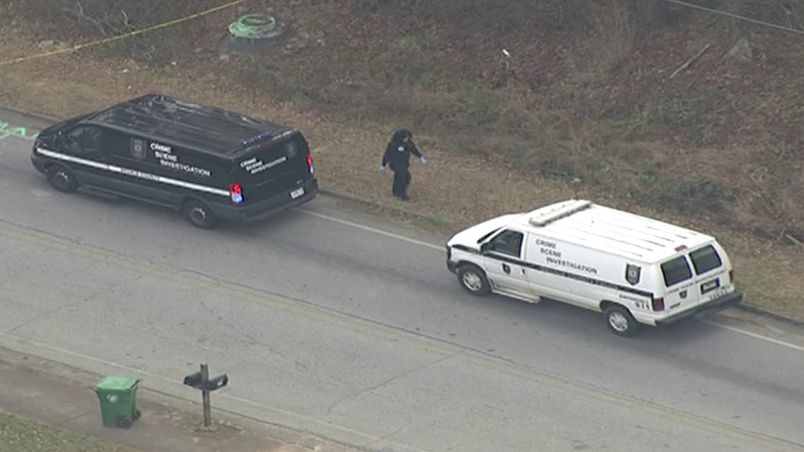 DeKalb Crime Scene | Body found along road near Lithonia High | 11alive.com