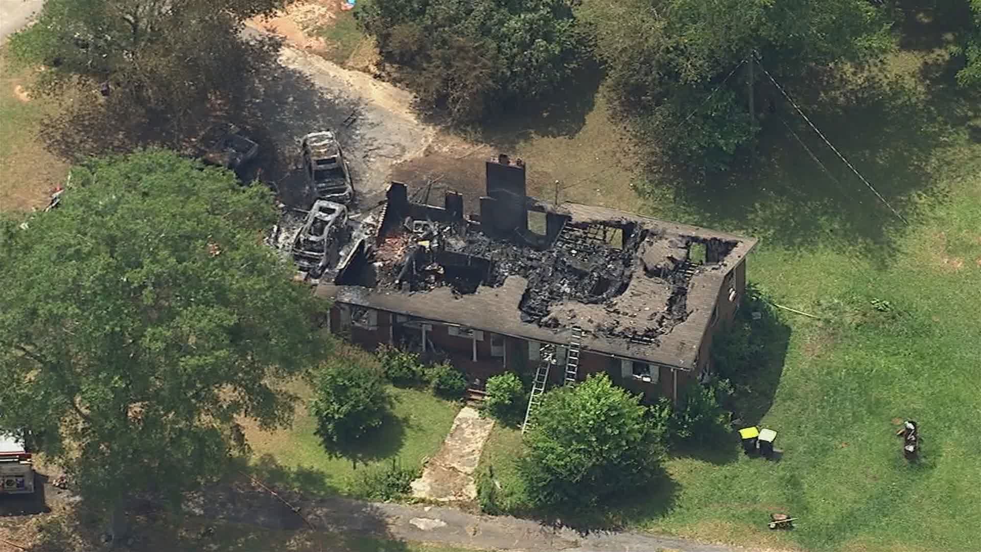 Coweta County house fire, 6 killed | 11alive.com
