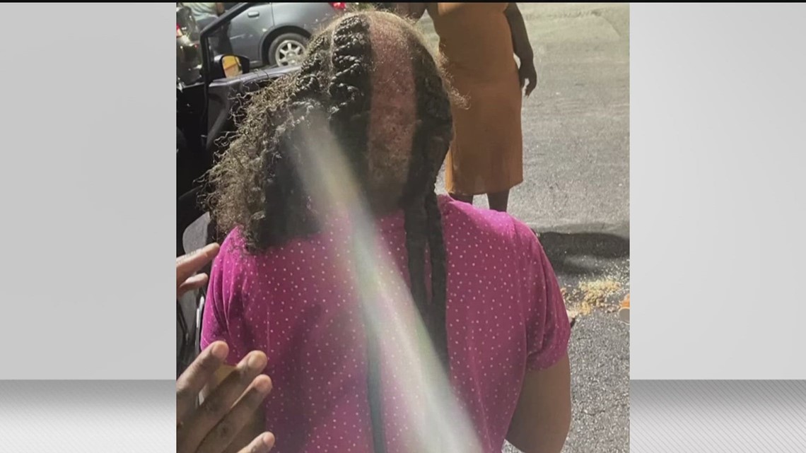Atlanta woman sues Popeyes after employees accused of violently ...