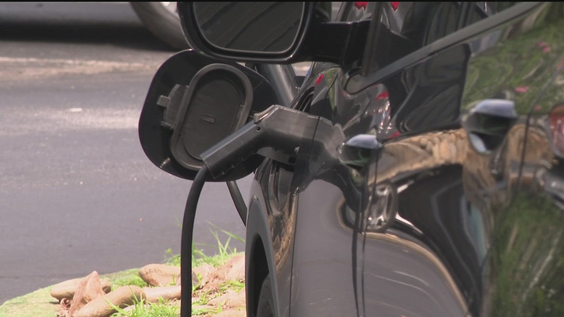 Atlanta traffic column | Gridlock Guy on Georgia's EV toll, HOV perks ...