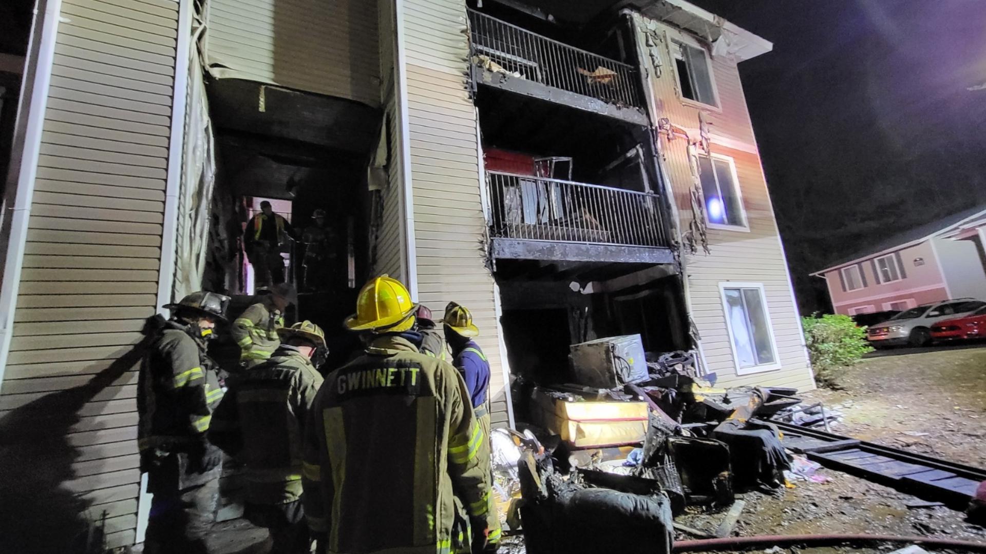 Rosemont Peachtree Corners Apartment fire cause & 11 people displaced ...