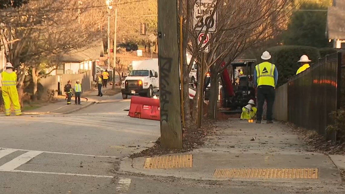 Gas line ruptured North Avenue apartment building evacuated | 11alive.com