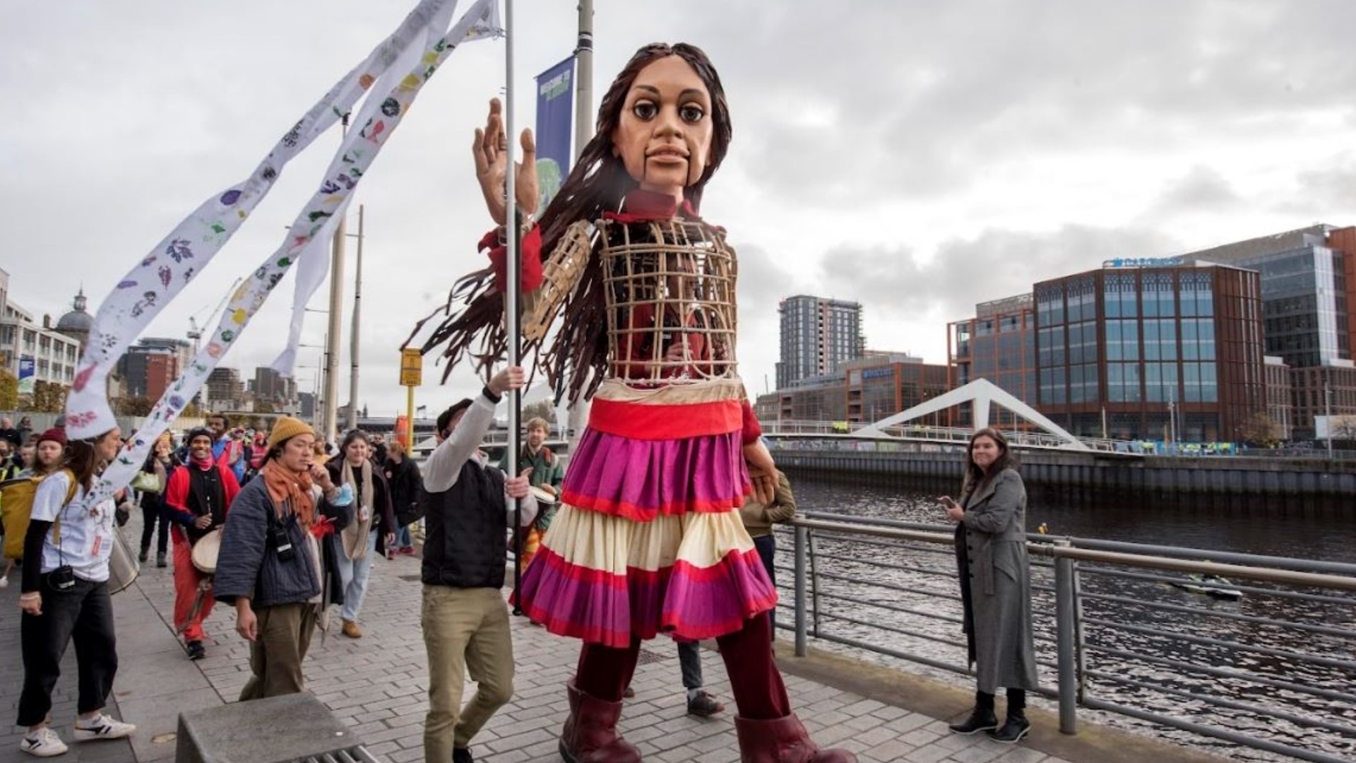 Last chance to see 12ft puppet Little Amal in Atlanta | 11alive.com