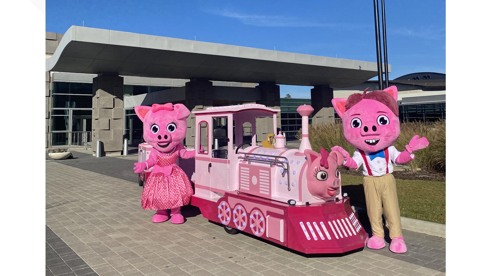 Pink Pig train in Atlanta | 11alive.com