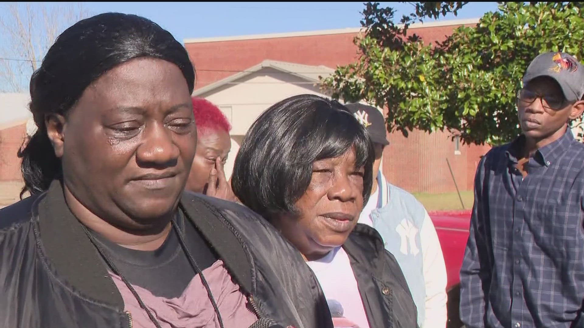 Family mourns Georgia football standout after teen found shot dead ...