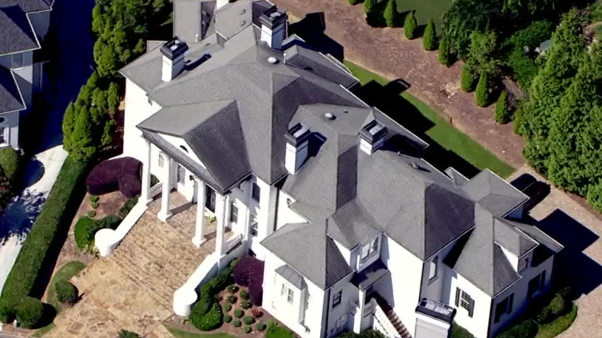 Johns Creek PD say they found family of 3 dead in murder suicide | 11alive.com