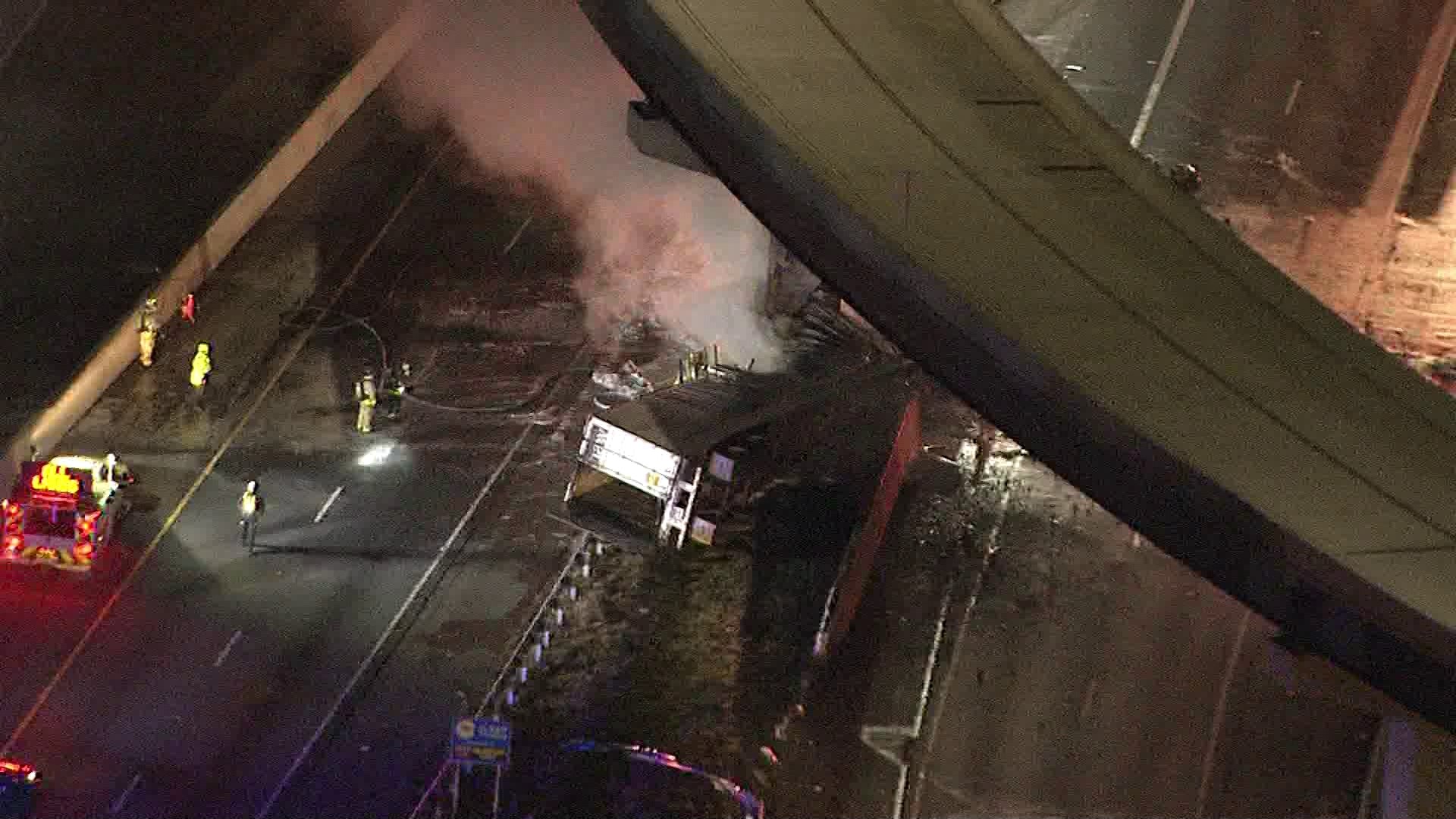 Fire at bridge I-75 and 285 in Cobb County | Atlanta Traffic GDOT | 11alive.com