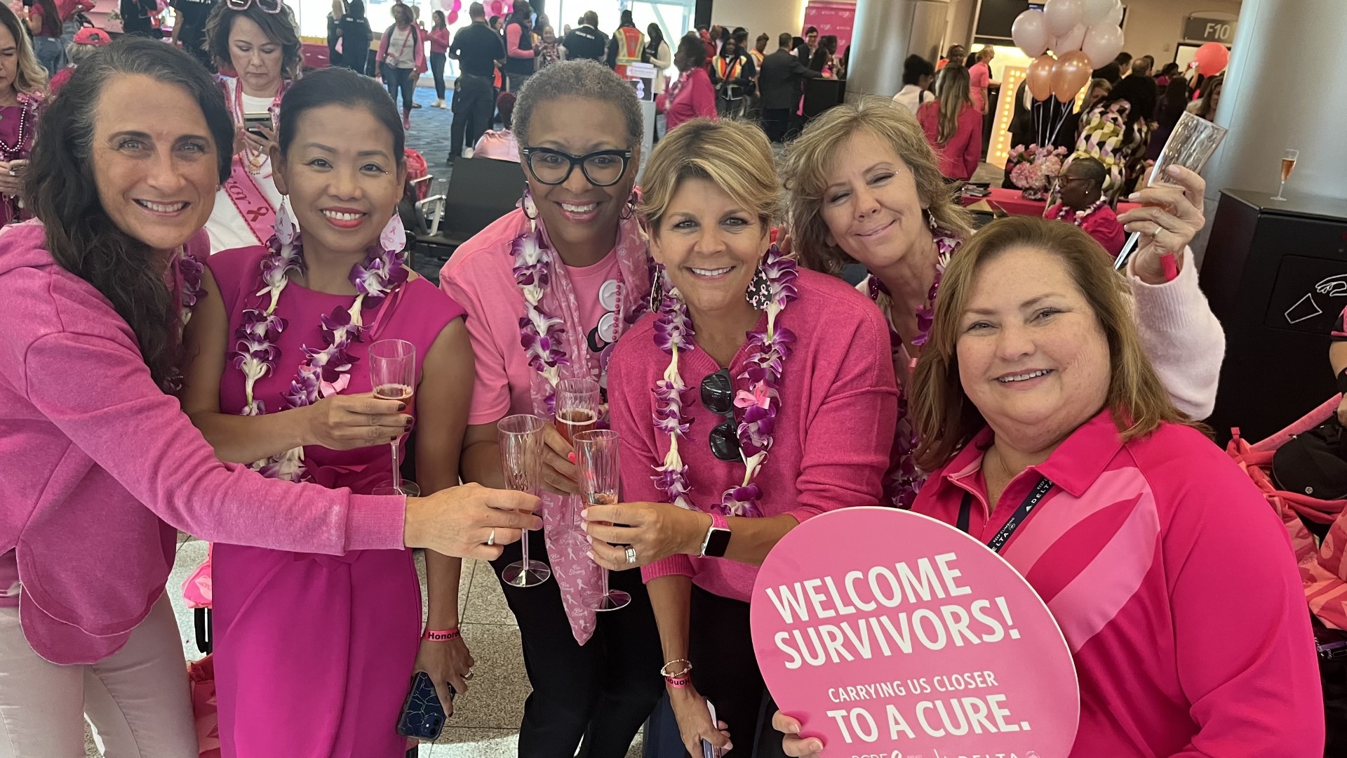 Tom Brady at Atlanta airport for Delta breast cancer event | 11alive.com