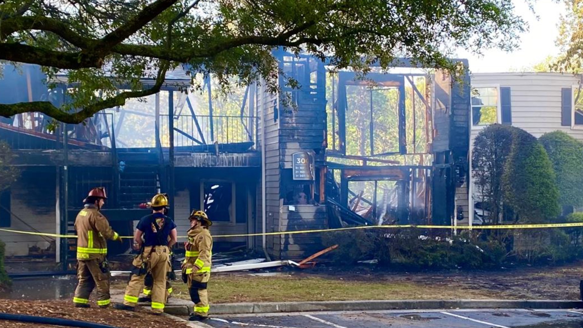 Lake Crossing Apartments Austel Cobb County fire | 11alive.com