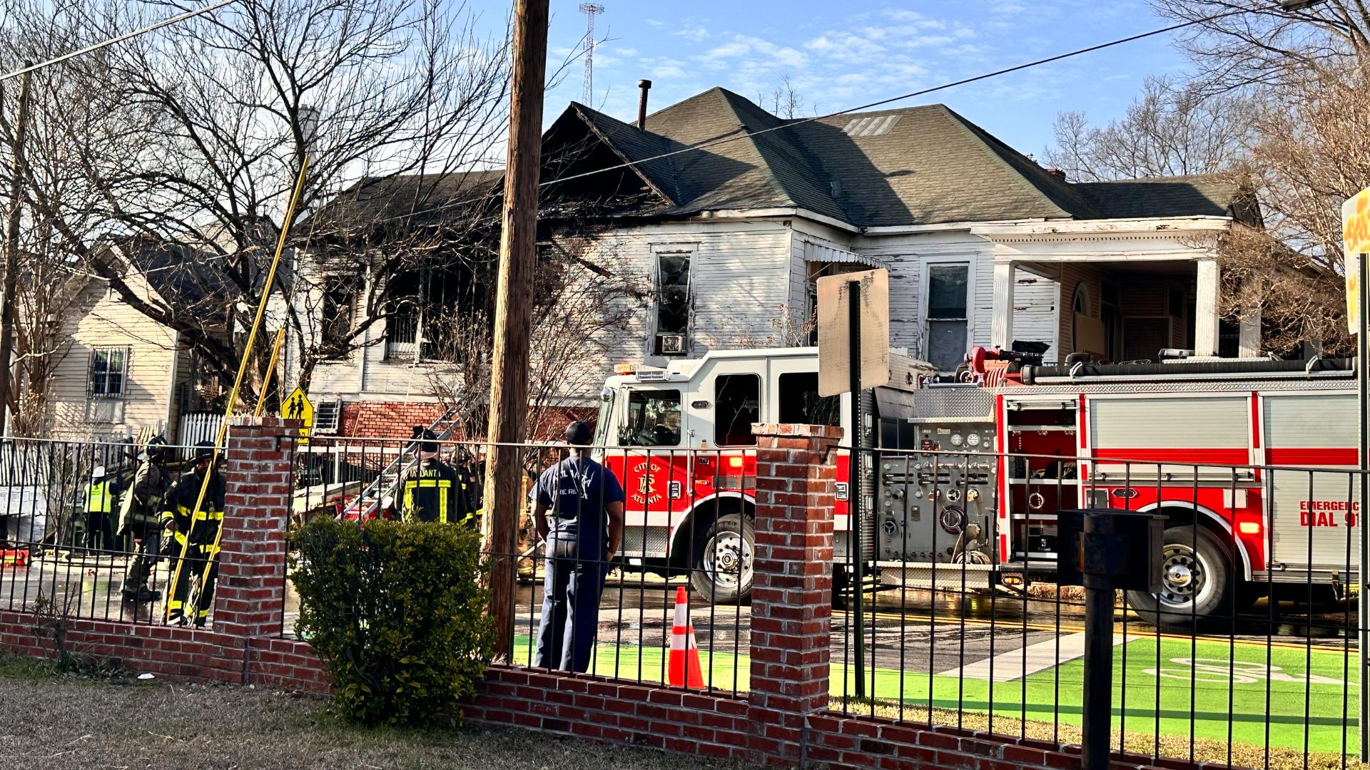 Fire on Hill Street in Atlanta: Smoke fills air | 11alive.com
