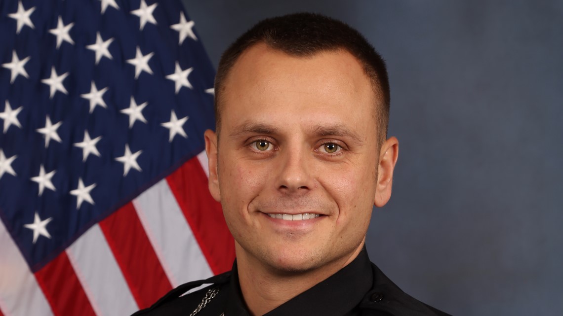 DeKalb police detective arrested on DUI charges after striking ...