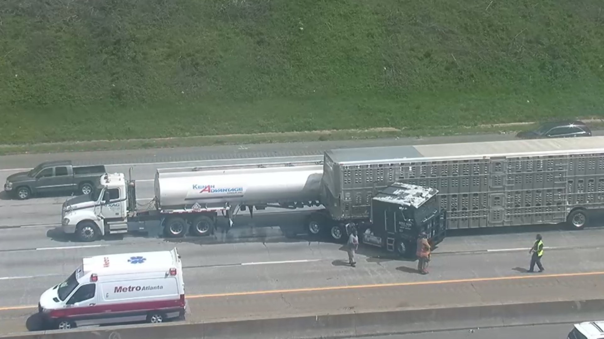 I-75 traffic Cobb County lanes shut by I-575 | 11alive.com