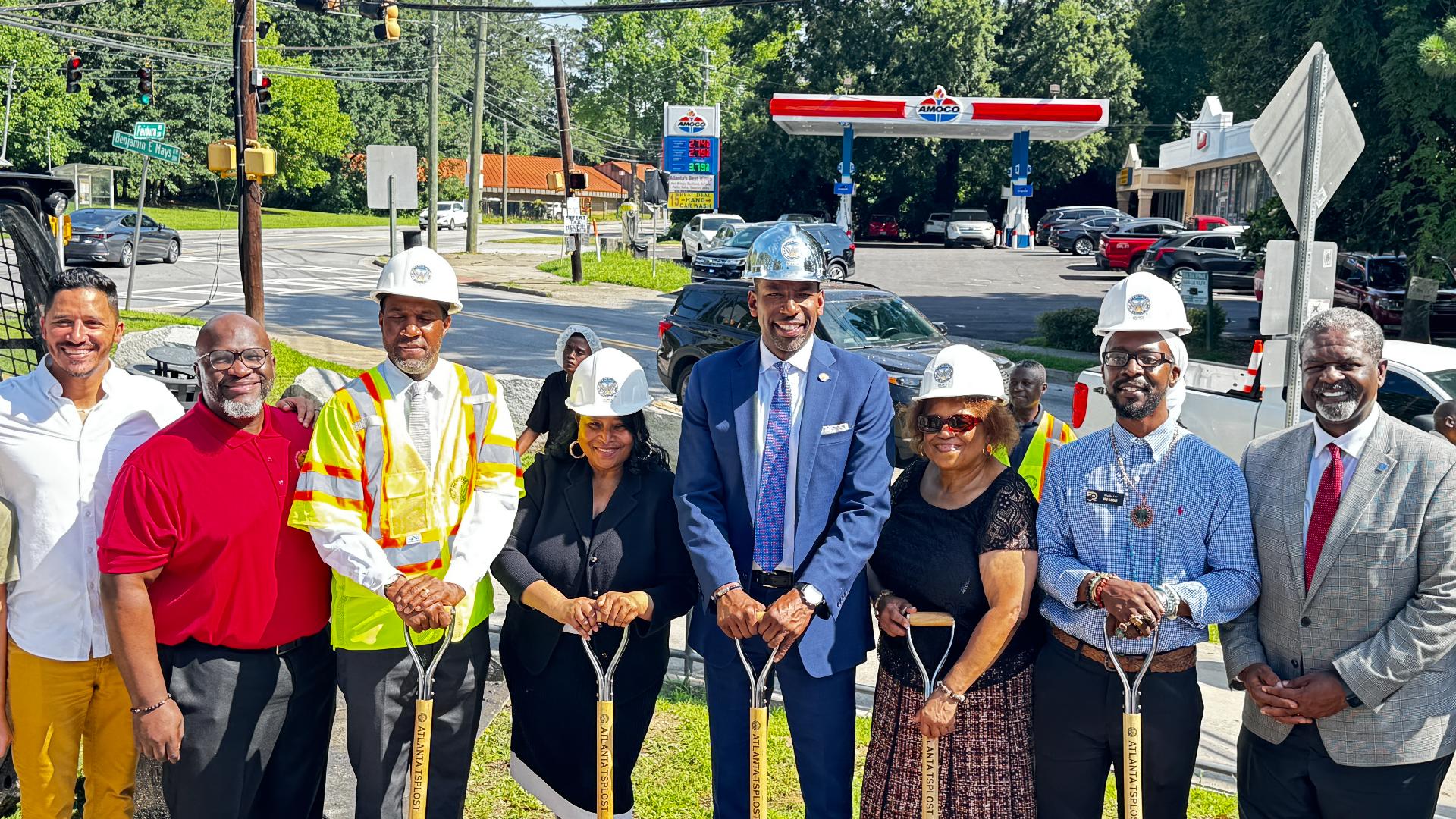 Fairburn Road Complete Street project breaks ground | 11alive.com
