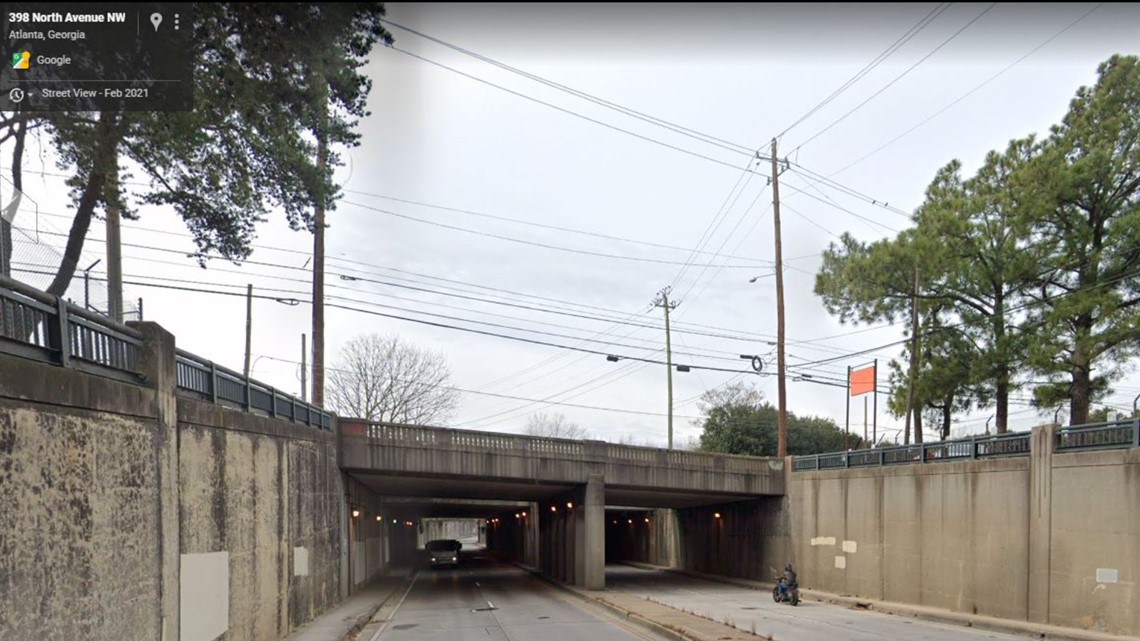 Two die in Atlanta collision with bridge pillar near Downtown | 11alive.com