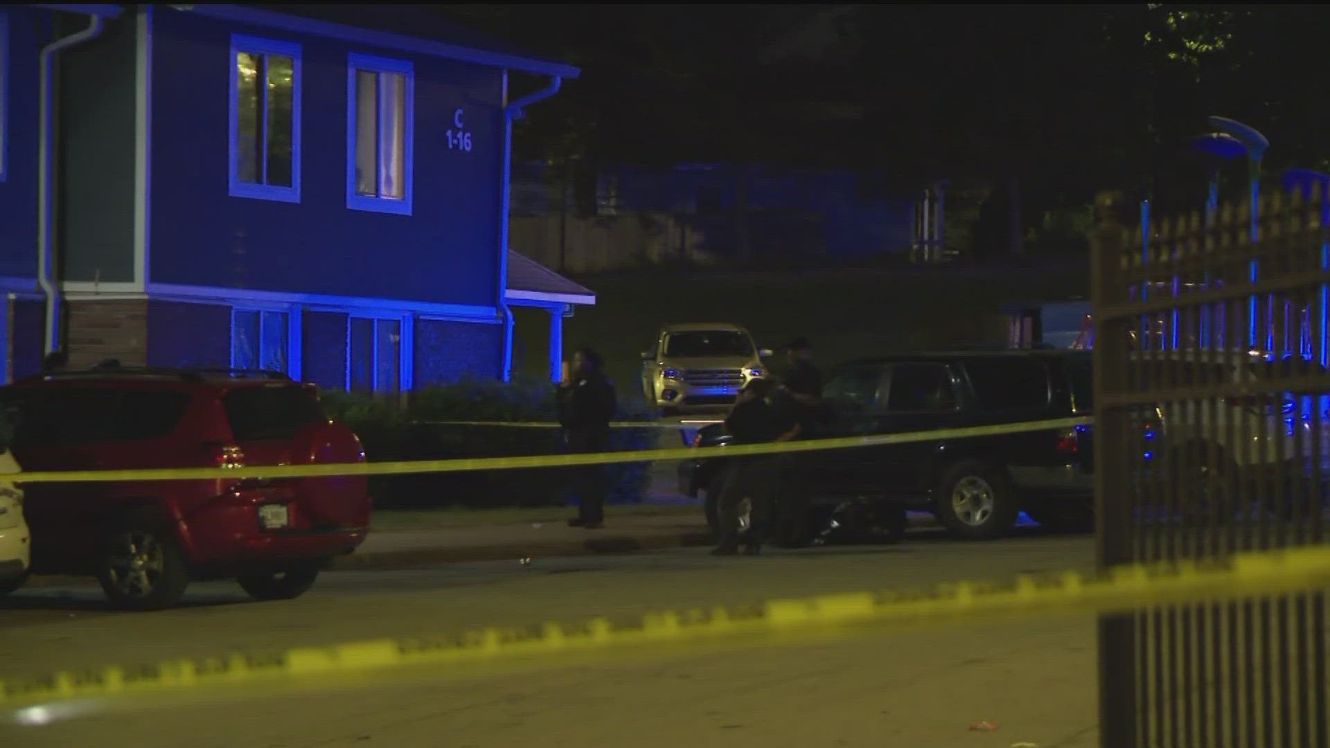 4 people shot at Atlanta apartment complex | 11alive.com