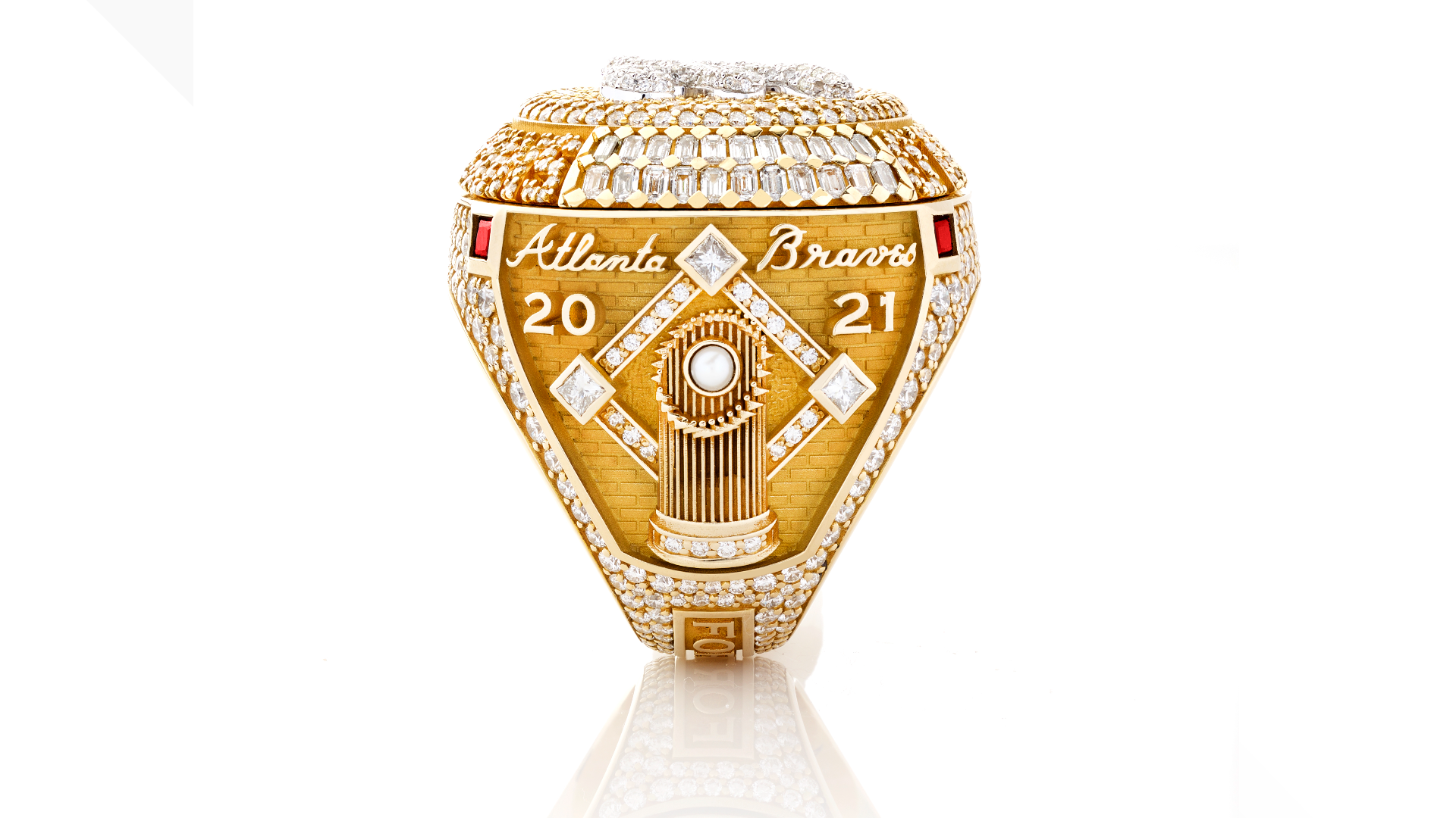 Braves World Series ring pictures what does it look like | 11alive.com