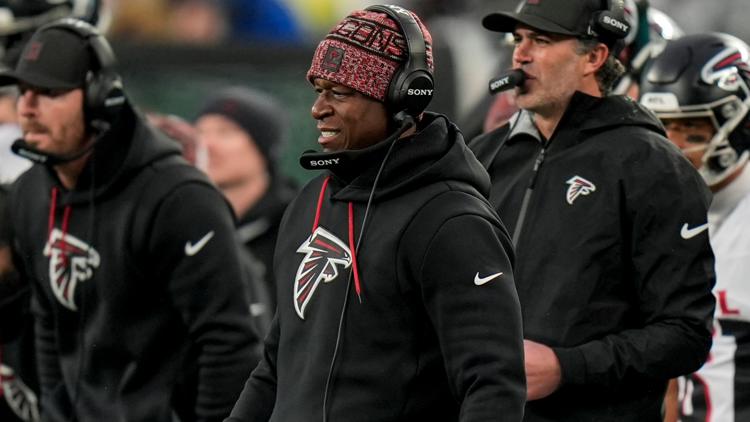 Falcons fans continue to call for organizational overhaul after blown ...