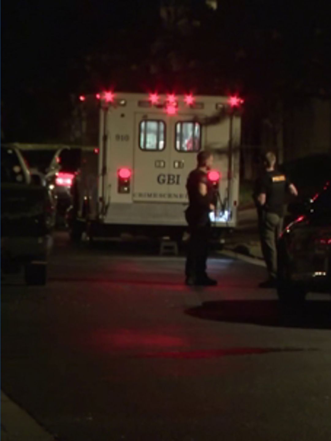 Domestic-related homicide investigation on Pine Oak Drive in Norcross ...