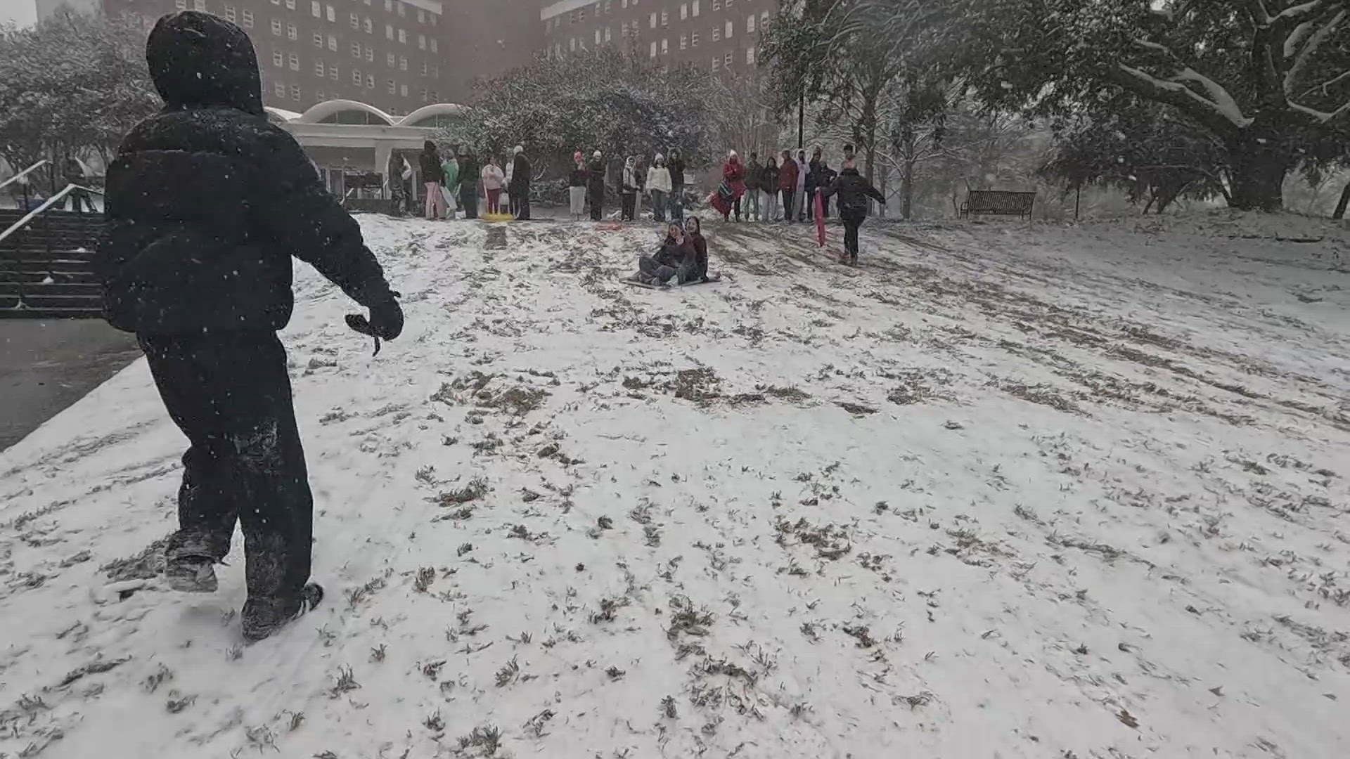UGA announces class will resume Monday after snow falls in Athens ...