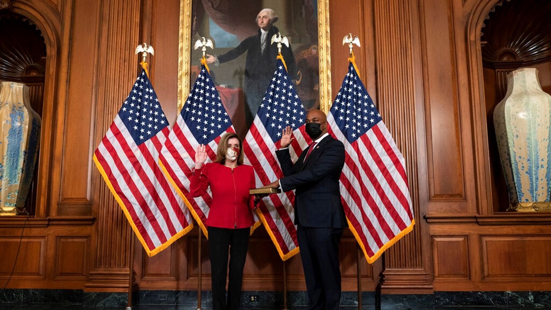 Kwanza Hall sworn in to John Lewis' seat in Congress | 11alive.com