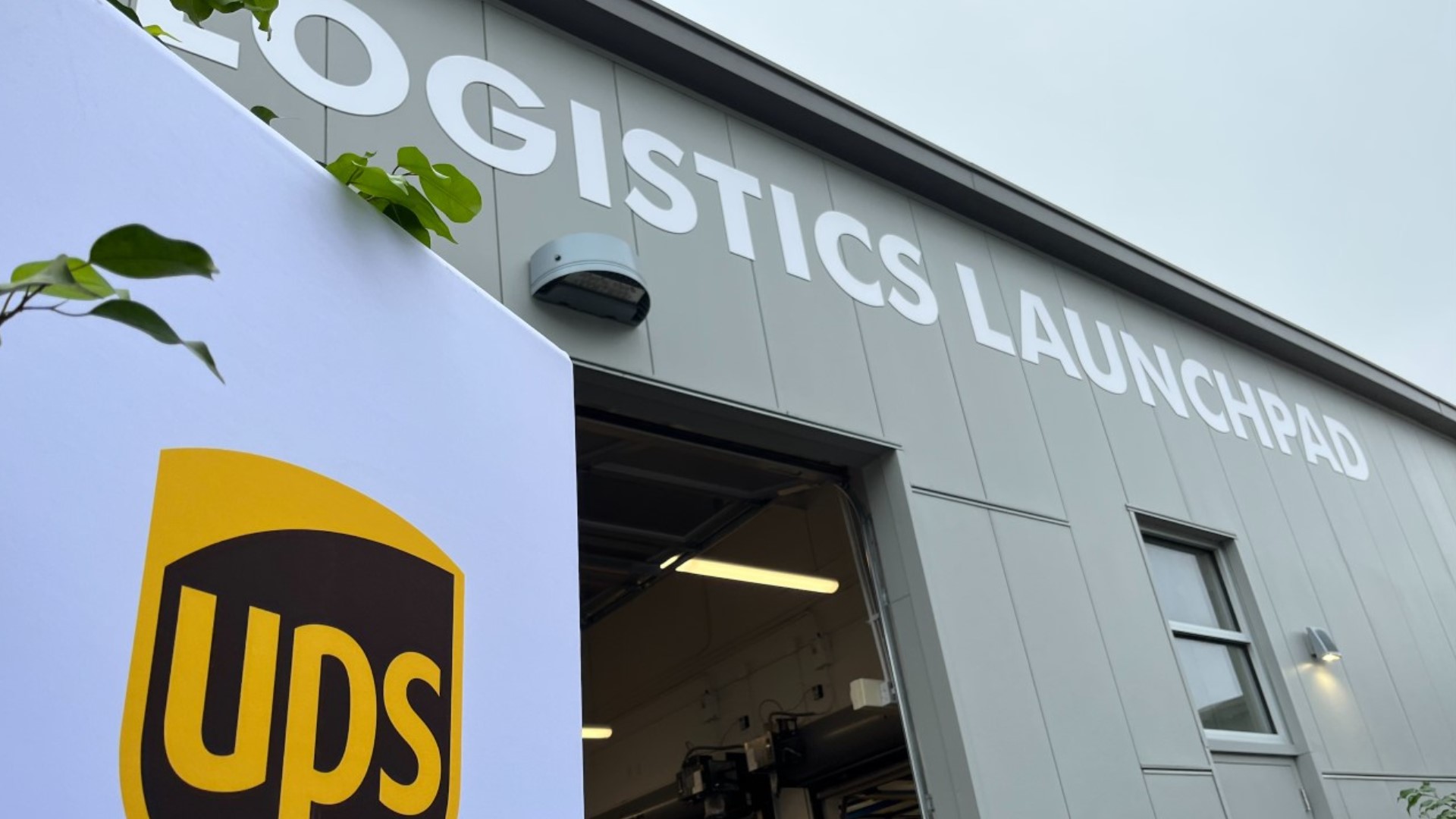 Photos | New UPS logistics hub in Atlanta | 11alive.com